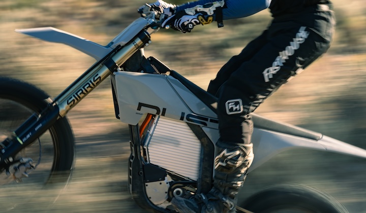 Dust Moto Wins with Collaborative Engineering of Electric Bikes